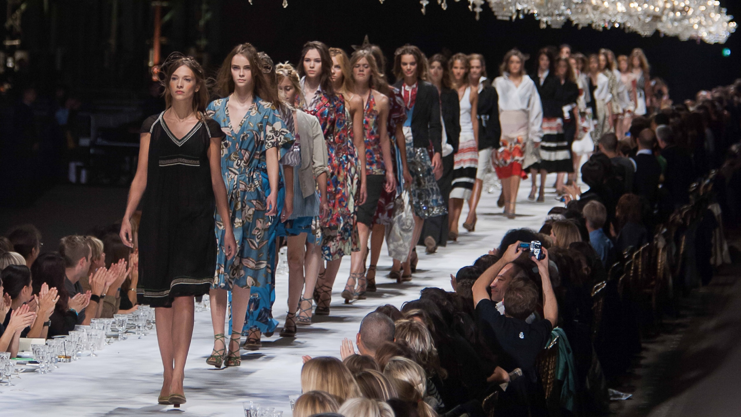 New exhibition explores history of the catwalk - FX Design